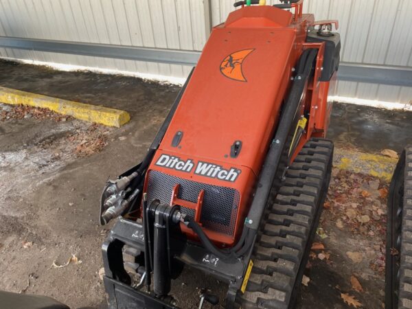 [Auction]: 2024 Ditch Witch SK900 Mini Skid Steer | Michigan | damaged ...