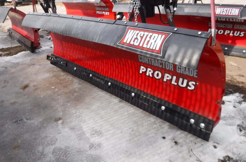[Auction]: 2025 Western Pro Plus 8' Snow Plow | Maryland | damaged | CAG