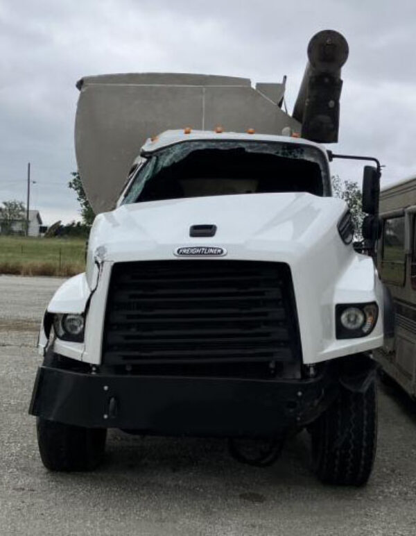 [Auction]: 2024 Freightliner 114SD Feed Truck | est. 100,000 miles ...