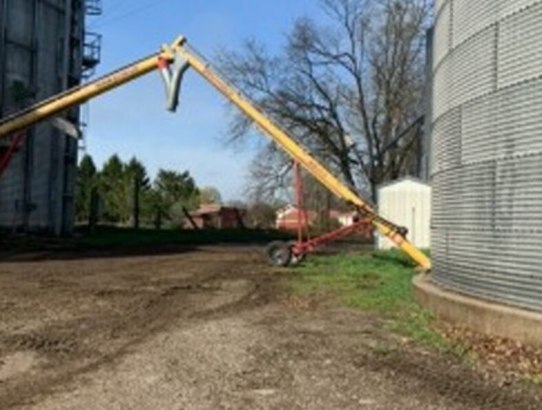[Auction]: Westfield Grain Augers | Michigan | damaged | CAG